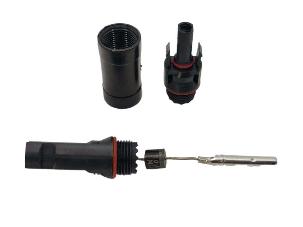 Conector MC4 cu Dioda Sens 30A | Protecție Curent Invers IP67 ...